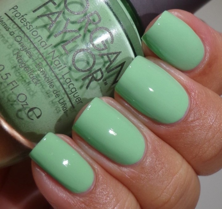 Morgan Taylor Nail Lacquer Supreme In Green - Of Life and Lacquer